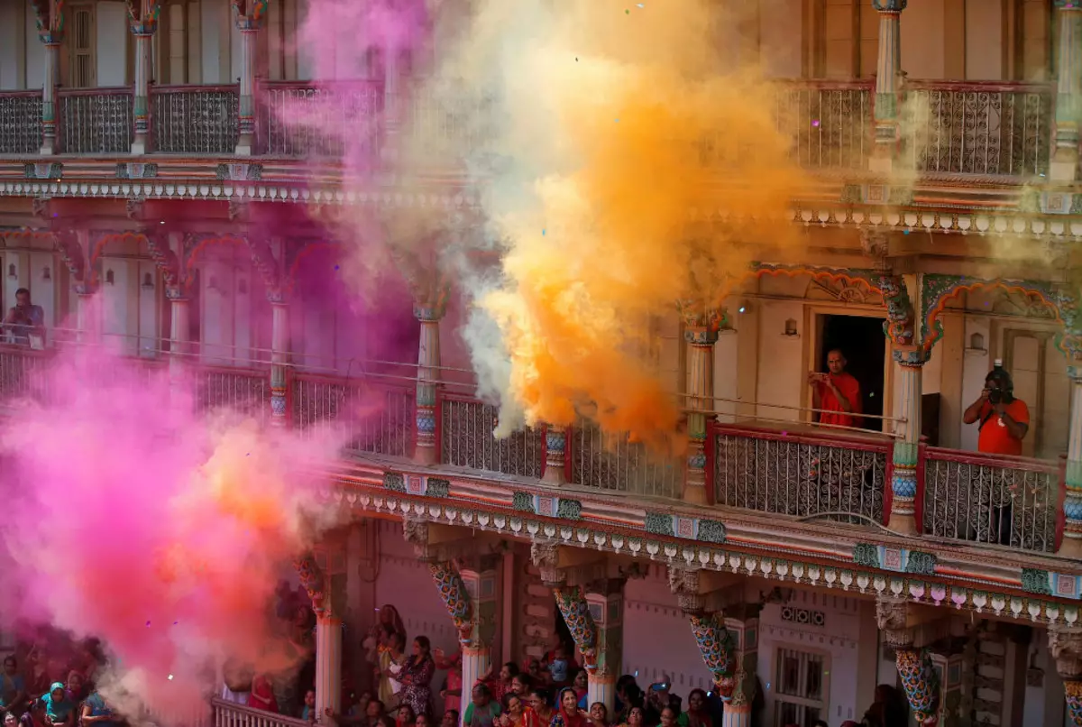 Tamasha la rangi ya Holi 2019. 2458_9