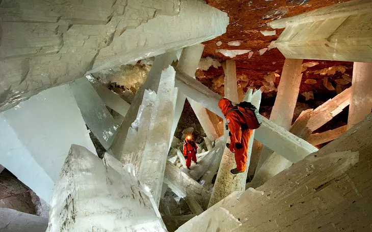 Cave of huge crystals