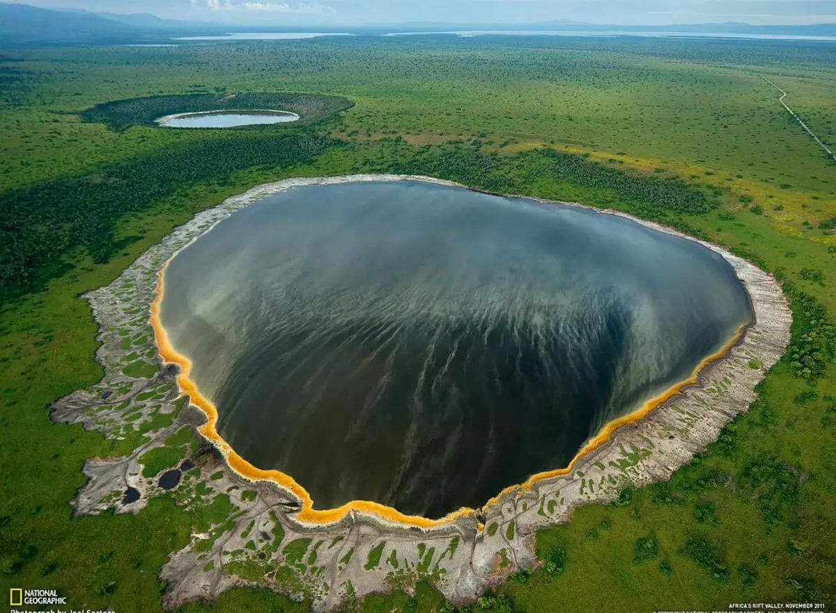 Crater vötn á jörðinni 3049_5