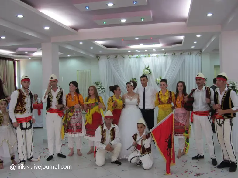 Modern weddings in different countries