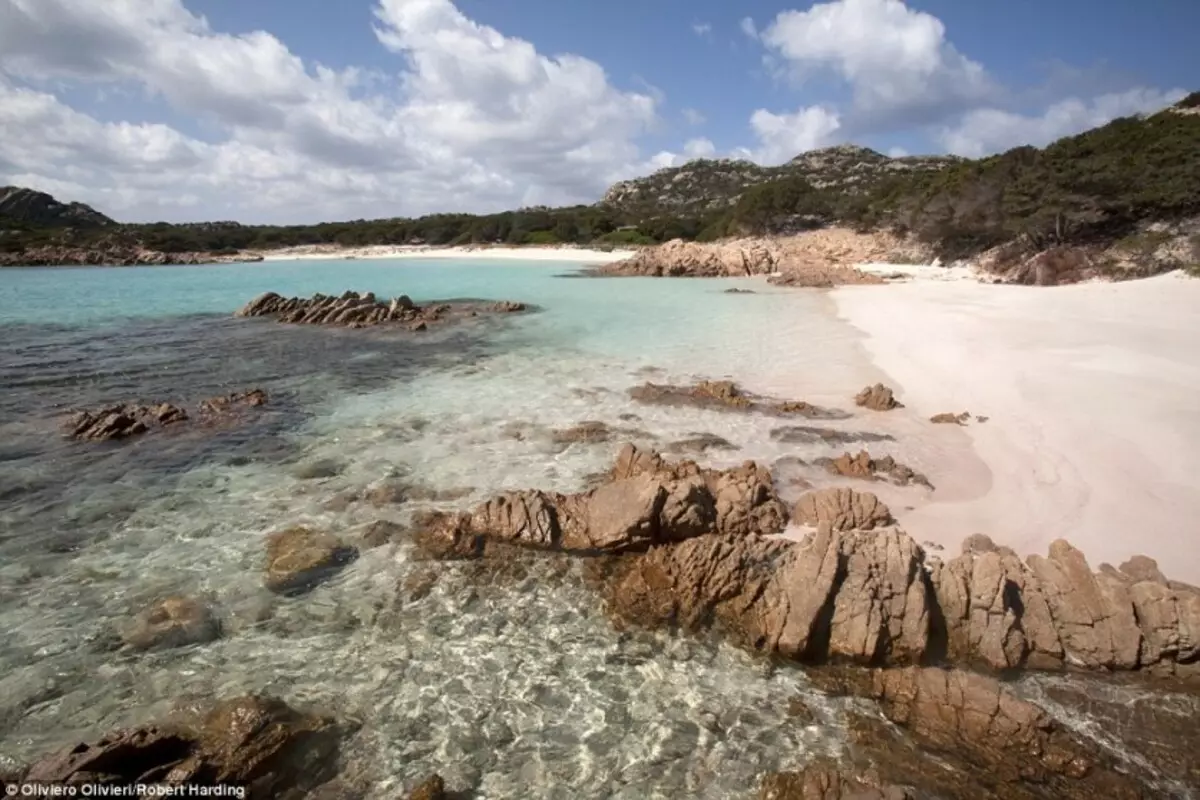 Praias de areia rosa: Qual é o segredo? 3959_3