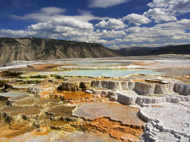 Miracle naturel: terrasses travertin du monde entier 4382_4