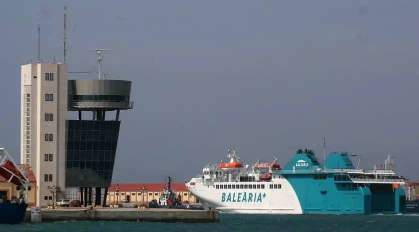 Ceuta - Spuenesch Festung an Hafen 4993_23