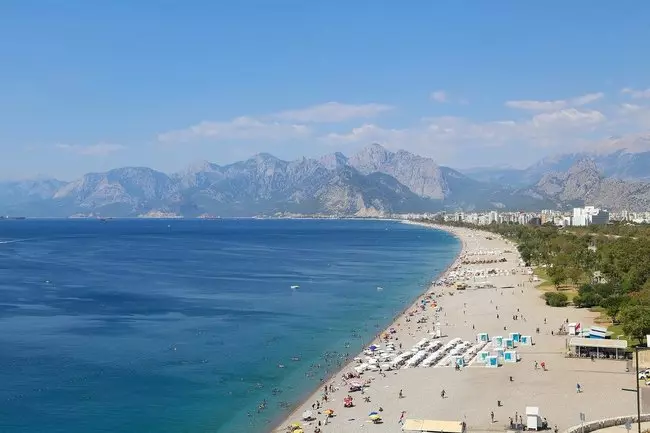 I prezzi in resort russi hanno scioccato i russi riuniti in Turchia 7267_2