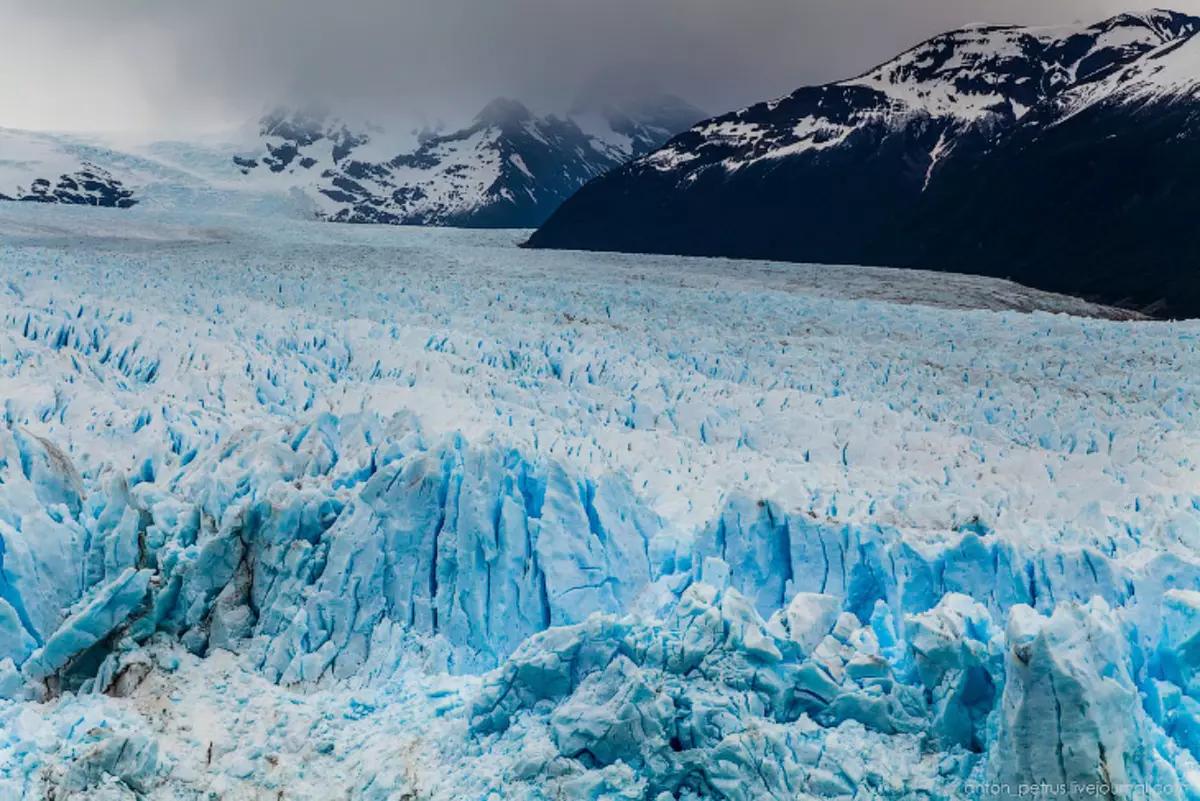 Mahali ya ajabu katika Argentina: Perito Moro Glacier. 7788_2