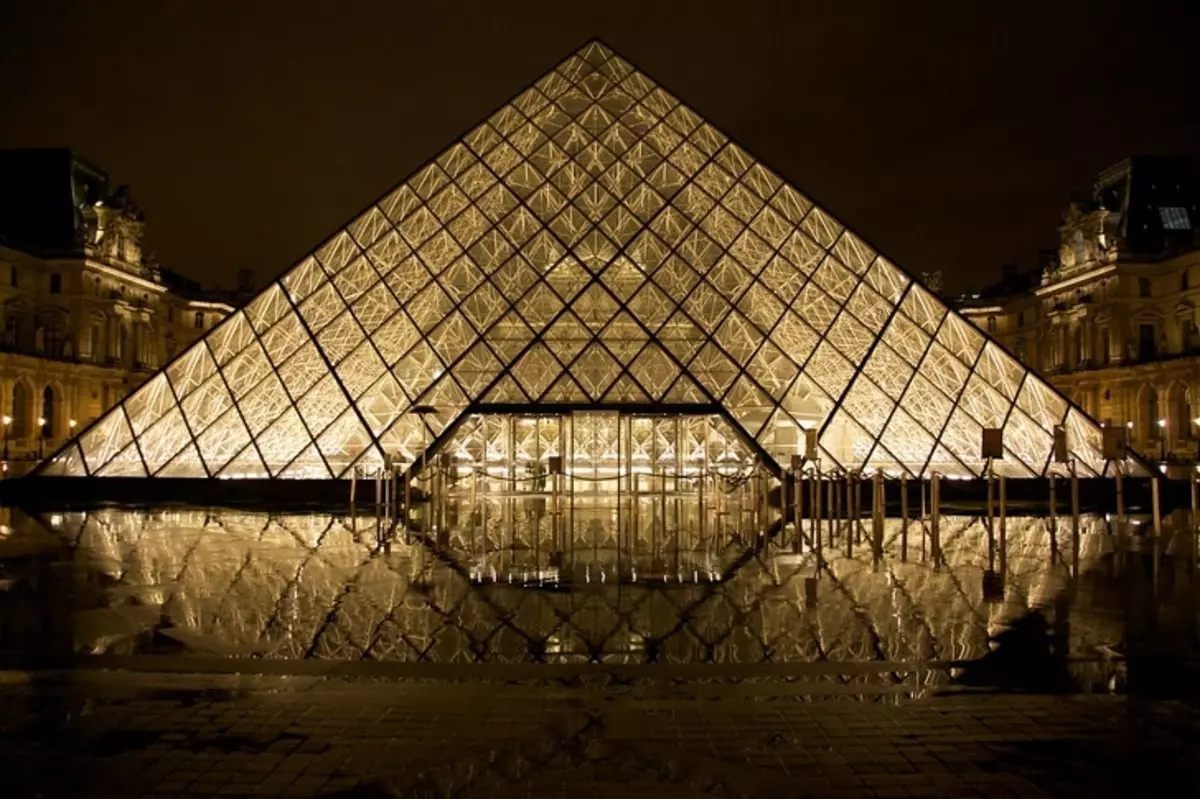 Người phụ nữ Nga sống ở Paris và không có gậy nói về thành phố này (Chồng Pháp cũng không im lặng) 8275_3