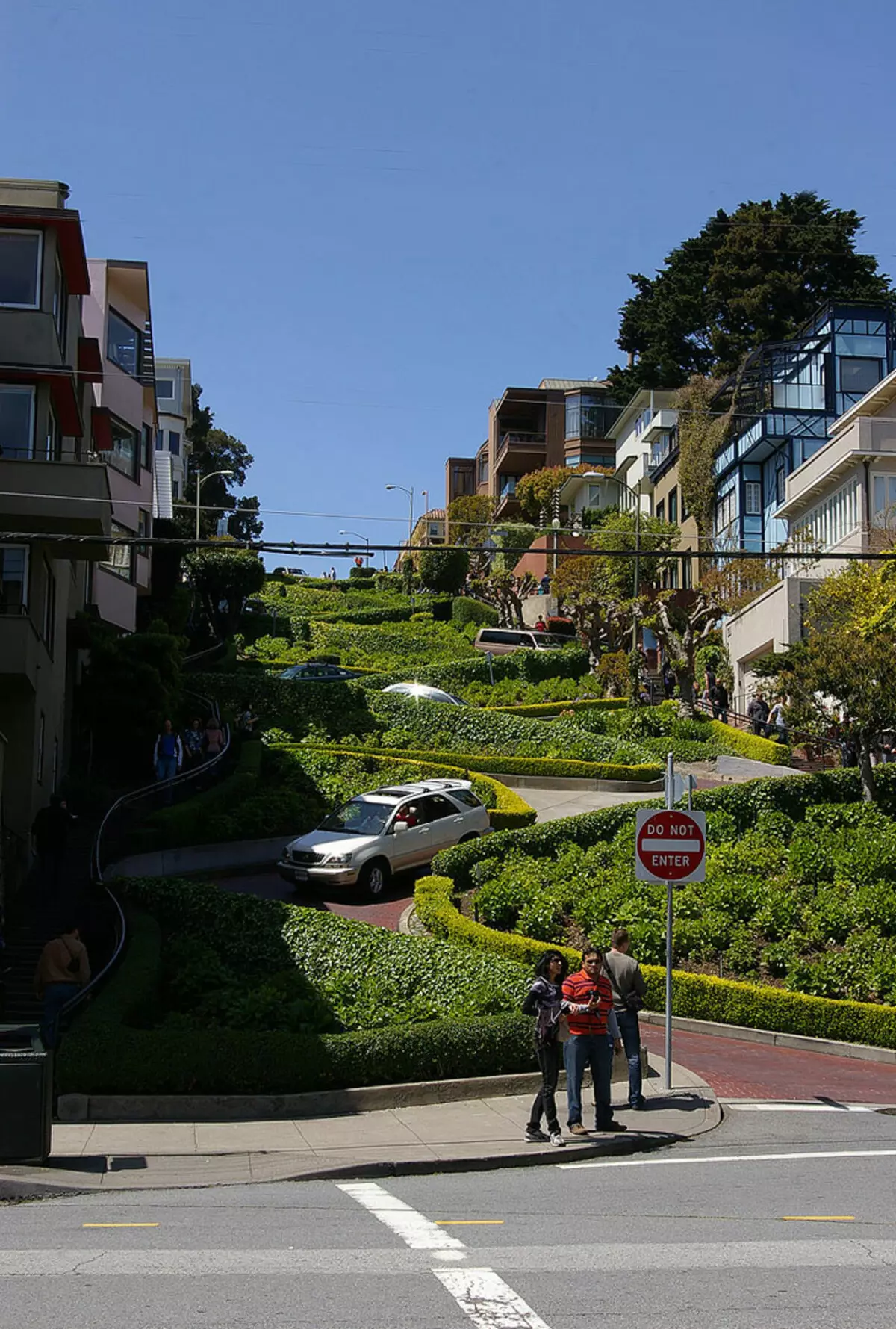 San Francisco'nun dünyanın en eğri sokağı 8379_2