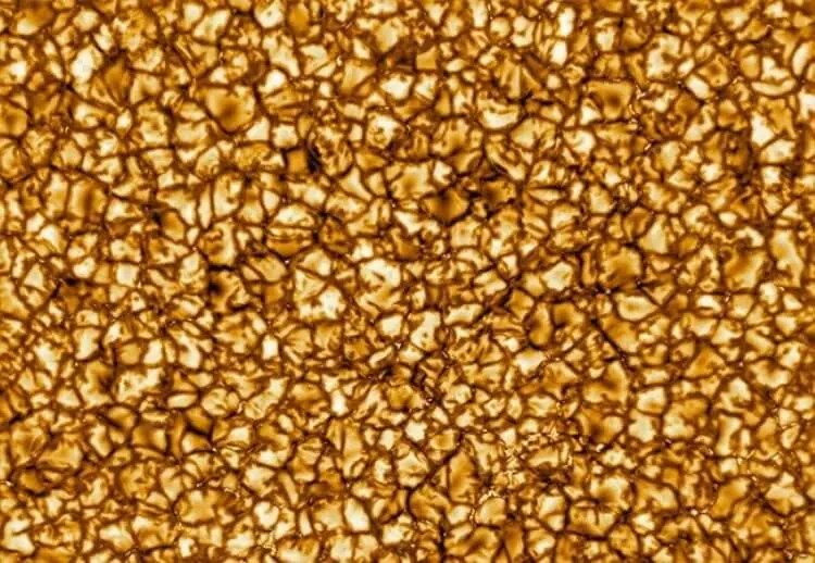 Received the most detailed photos of the surface of the Sun 8397_1