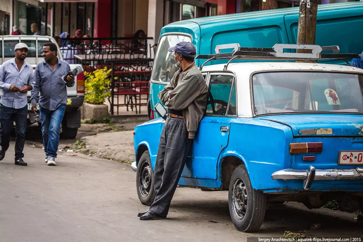 Etiopské taxi. VAZ-2101. 8536_3