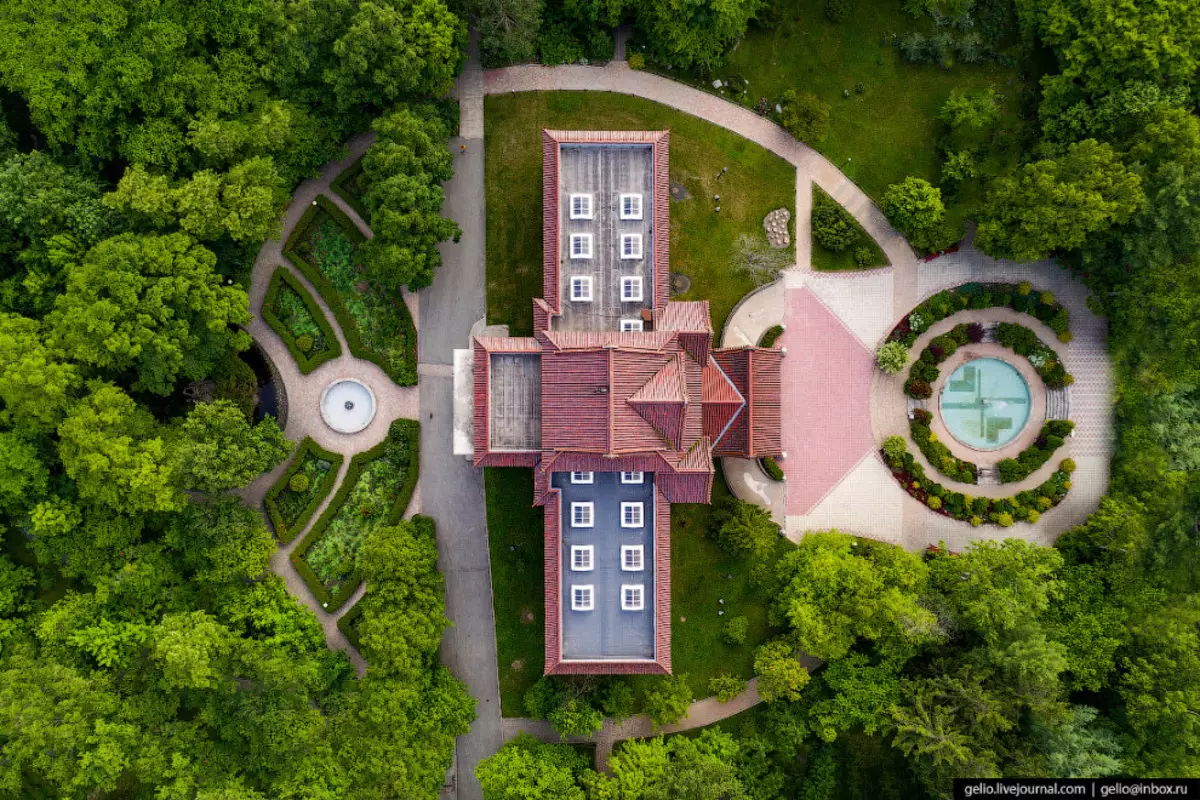 Sakhalinsk del sur desde una altura - una ciudad con un patrimonio japonés 8651_12