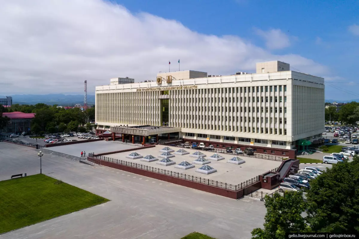 Sakhalinsk del sur desde una altura - una ciudad con un patrimonio japonés 8651_16