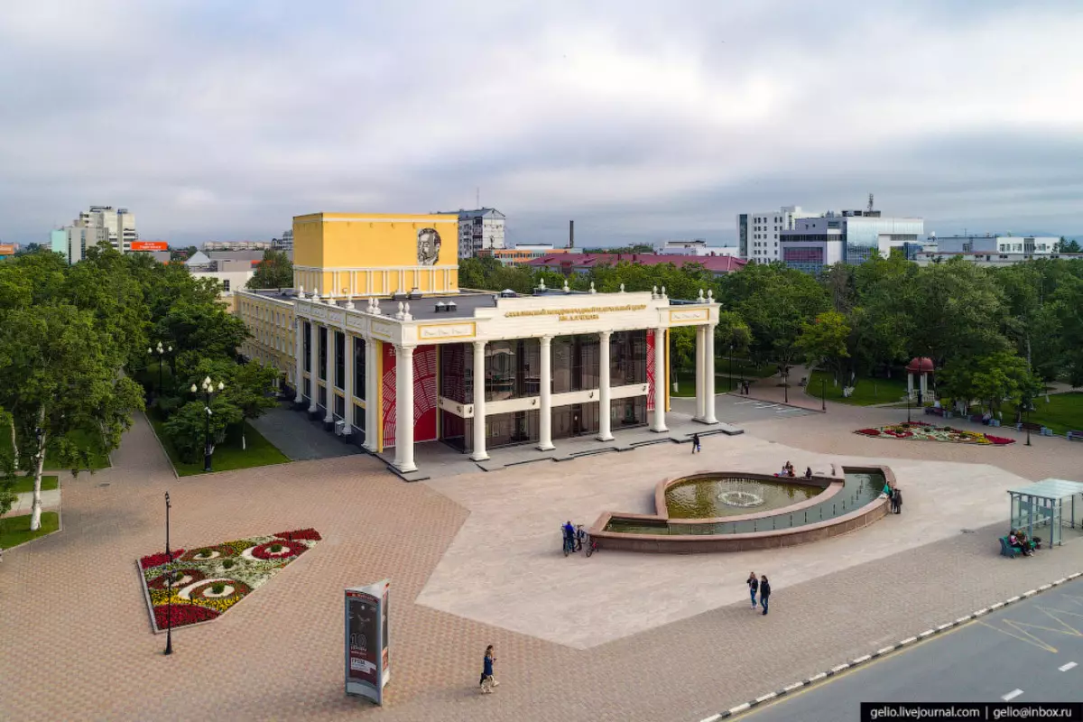 Sakhalinsk del sur desde una altura - una ciudad con un patrimonio japonés 8651_18