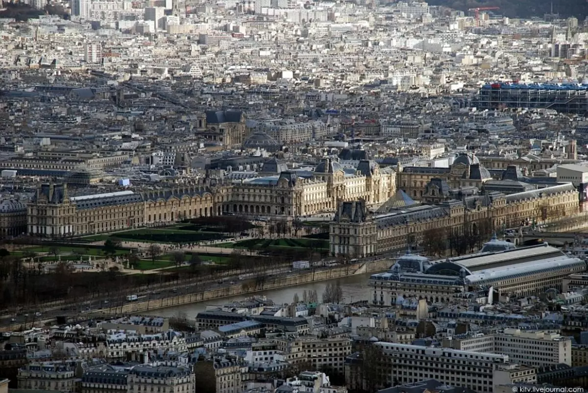 Útsýni yfir París frá hæð Eiffel turninum 8712_19