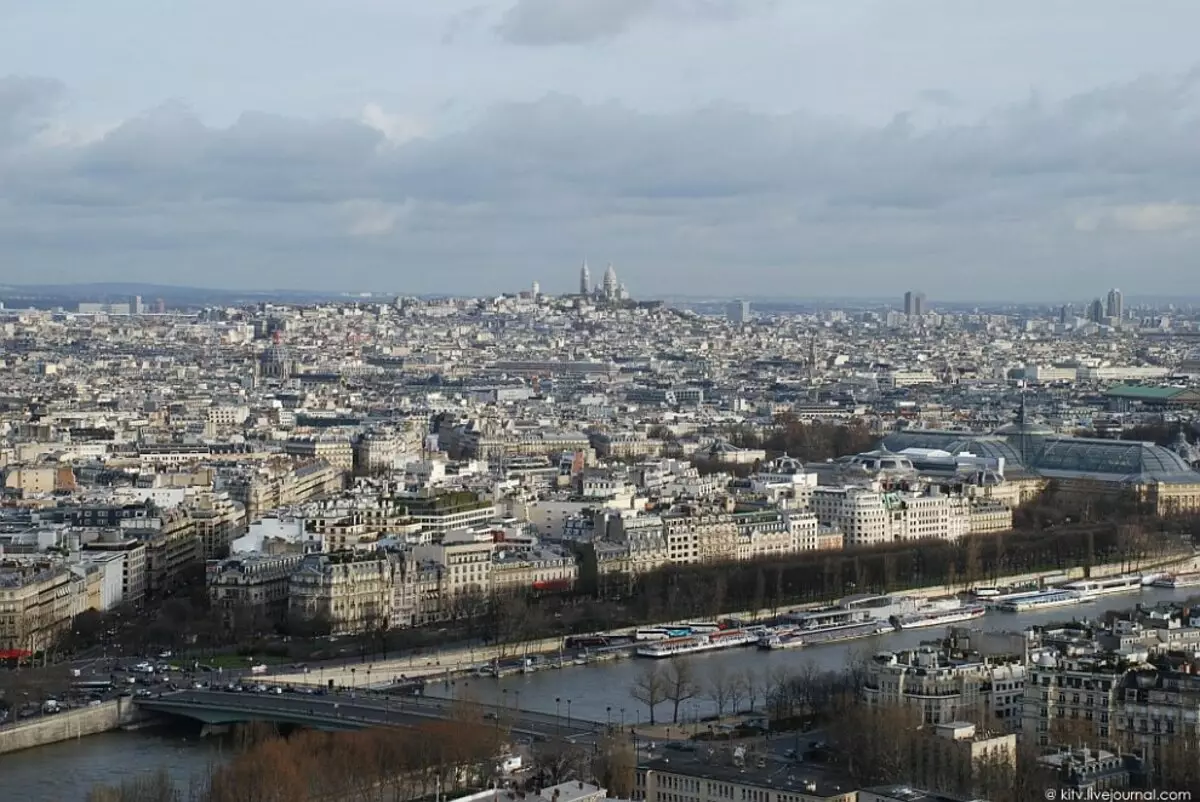 Útsýni yfir París frá hæð Eiffel turninum 8712_4