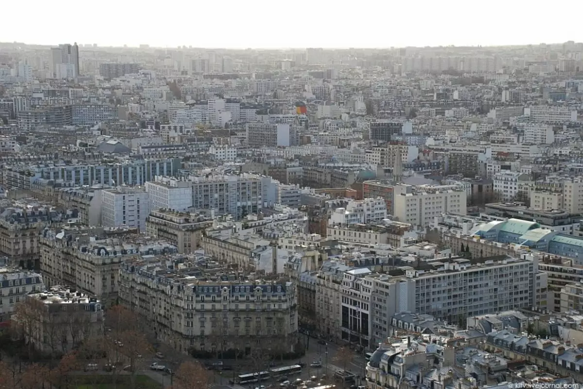 Útsýni yfir París frá hæð Eiffel turninum 8712_7