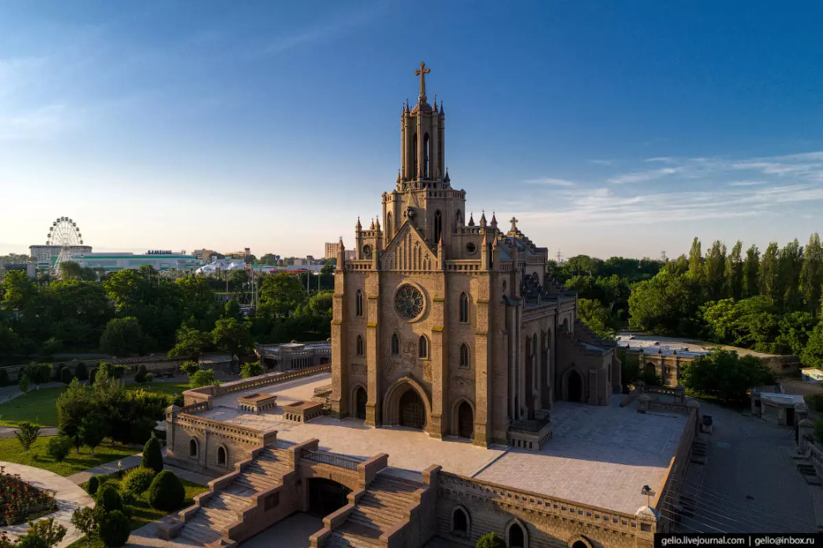 Réimesch kathoulesch Kathedral vum hellege Häerz vum Jesus