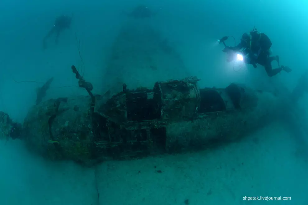 Cemitério subaquático de navios no Pacífico 8867_14