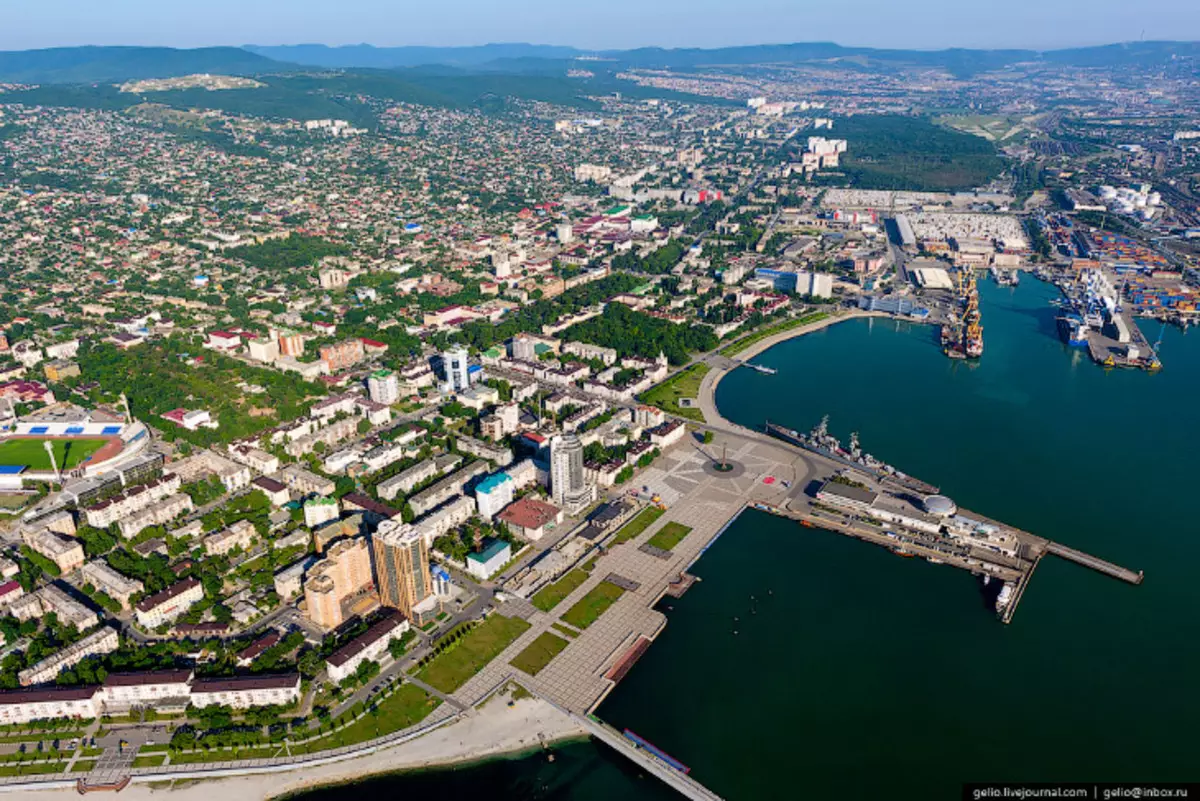 Novorossiysk en Gelendzhik van hoogte 8911_1