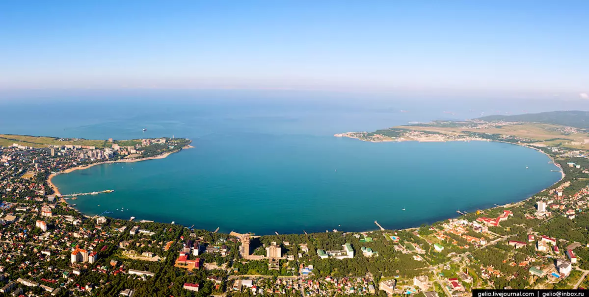 Novorossiysk en Gelendzhik van hoogte 8911_21