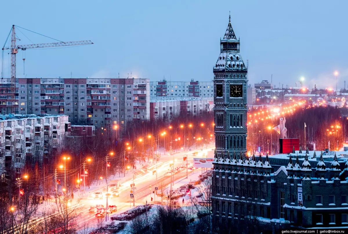 Surgut fan Hichte: Frosty Capital of Oil and Gas 9087_10