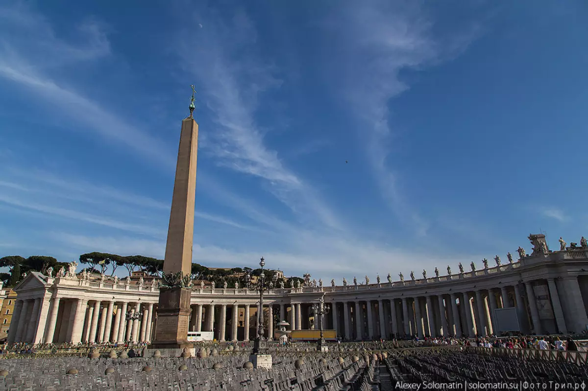 Vatican at St. Peter's Cathedral. 9099_9