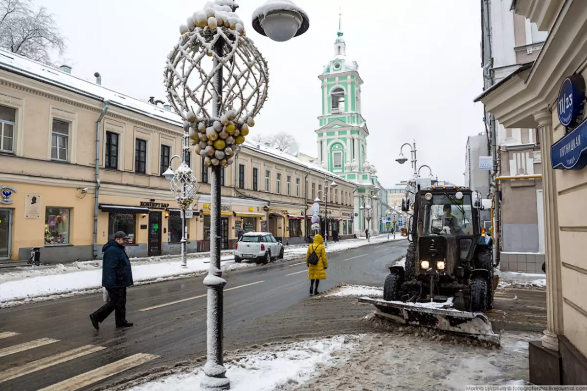 Berjalan di sekitar Moscow selepas salji 9122_9