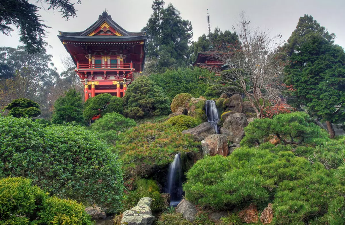 Famous Japanese gardens outside the rising sun country 9227_3