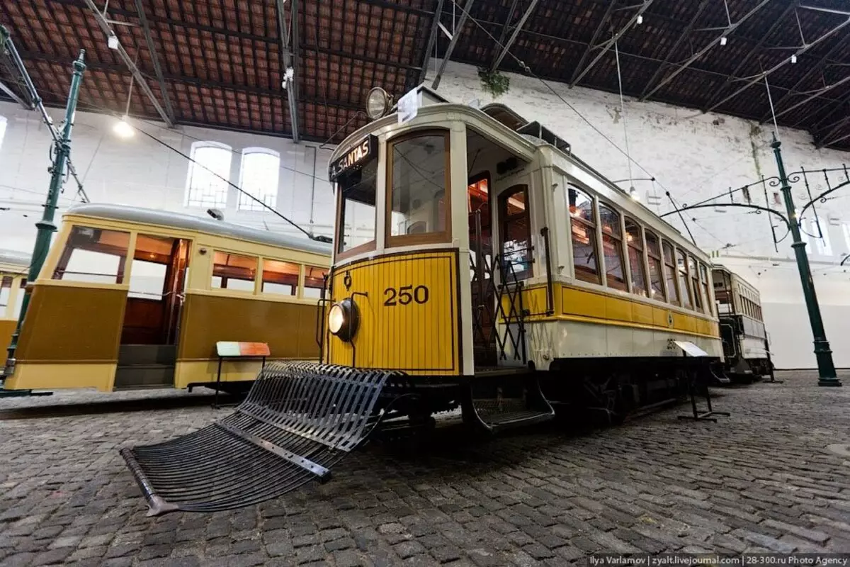 Tram Museum yn Portugal 9260_20