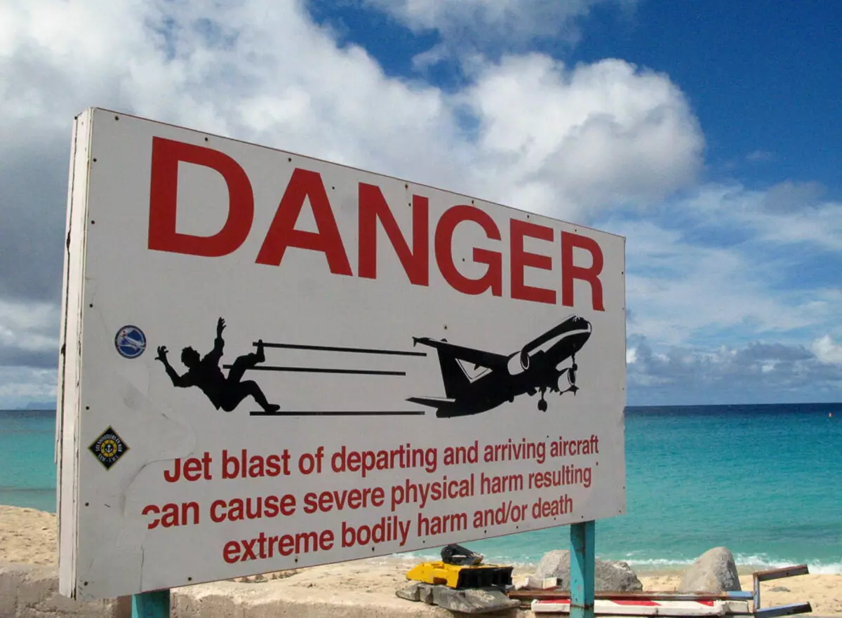 Maho Beach - een van de meest ongewone stranden ter wereld 9281_11