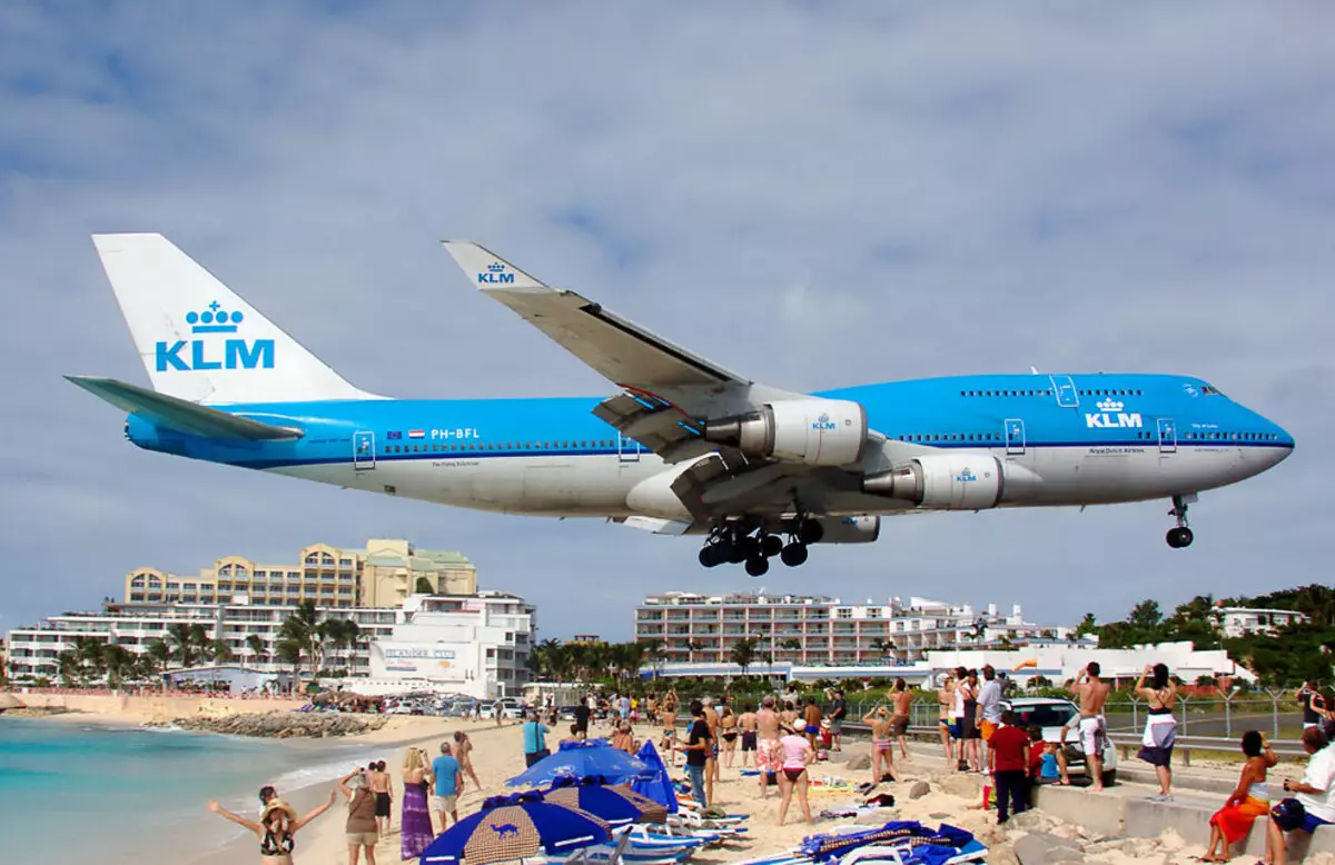 Maho Beach - een van de meest ongewone stranden ter wereld 9281_4