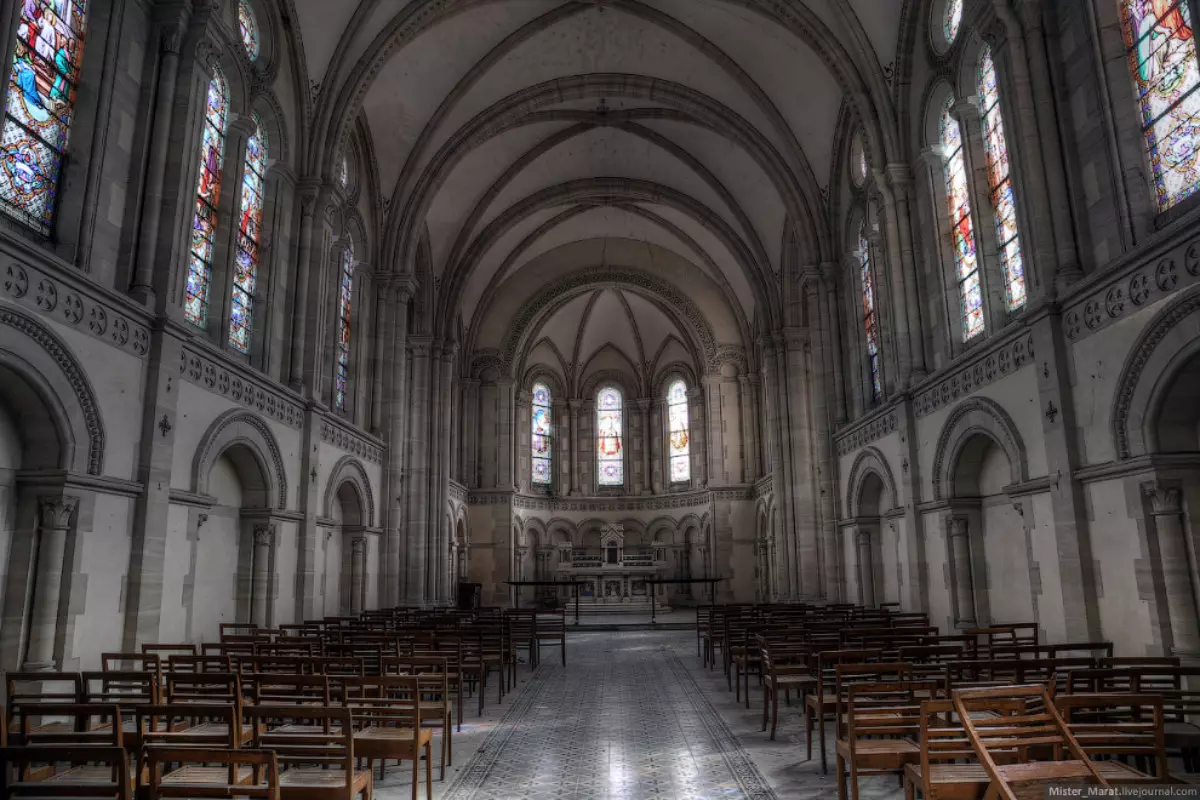 Igrejas abandonadas da França e da Bélgica 9324_6