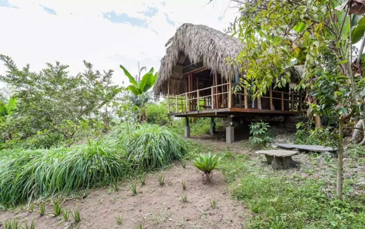 Hut hii ni moja ya maeneo ya burudani ya taka (Colombia).