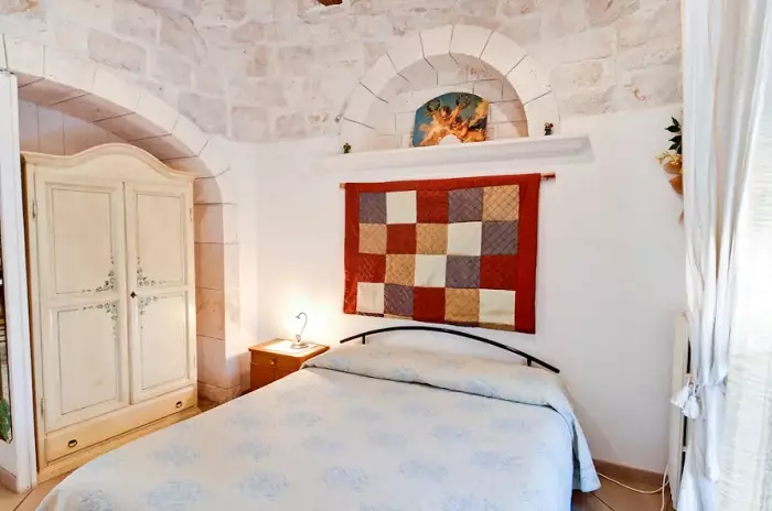 Kamar Tamu Kamar Tidur (Trullo Eder, Italia).