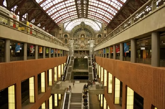 Impressionants estacions de ferrocarril del món, només pel bé de visitar que ja val la pena recollir les maletes 9453_7