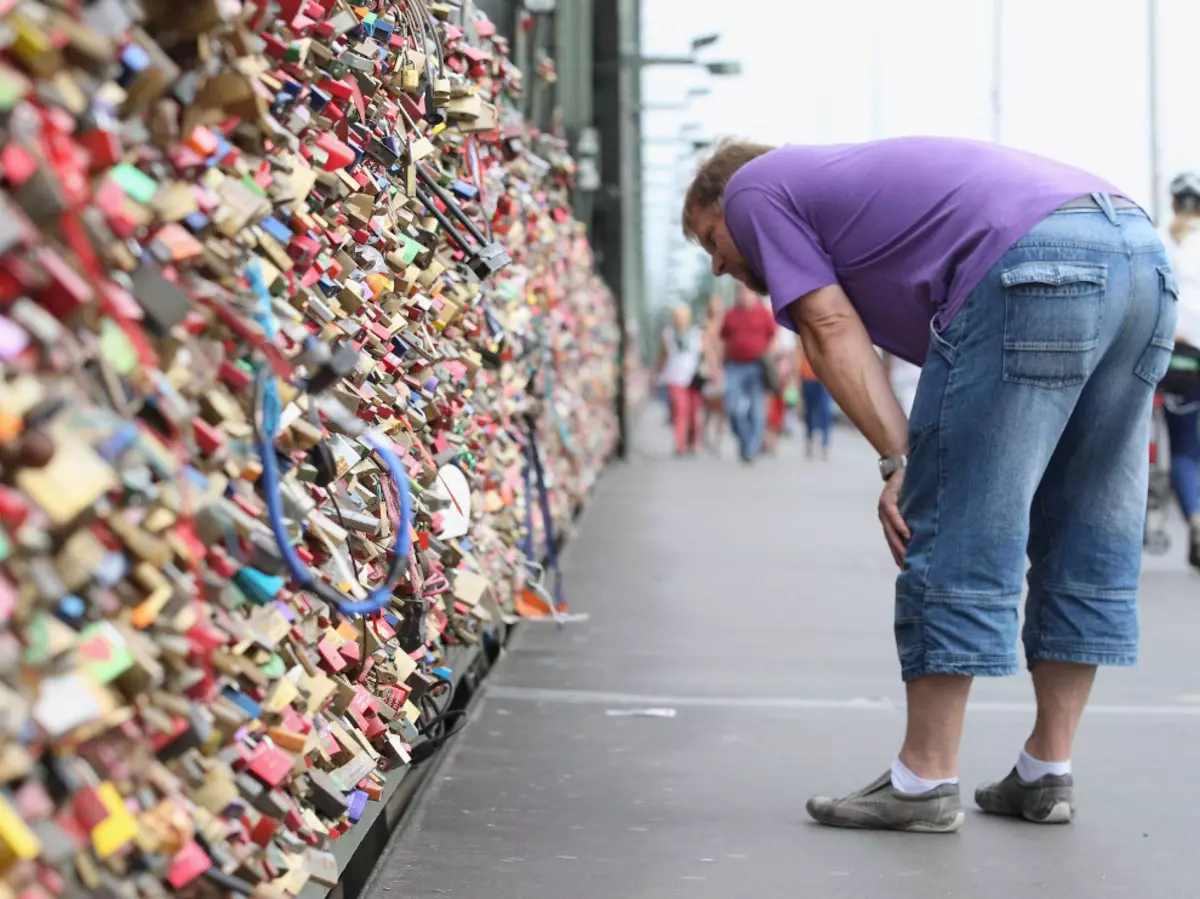 Prečítajte si úplne »Art Bridge v Paríži 9489_10