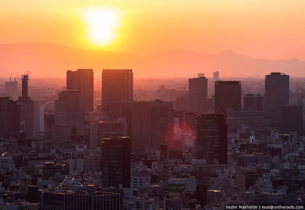 An tSeapáin ó Airde: Tóiceo agus Osaka