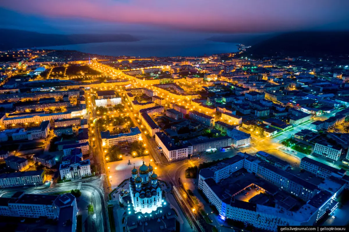 Magadan aus der Höhe: Eine harte Stadt am Meer 9536_1