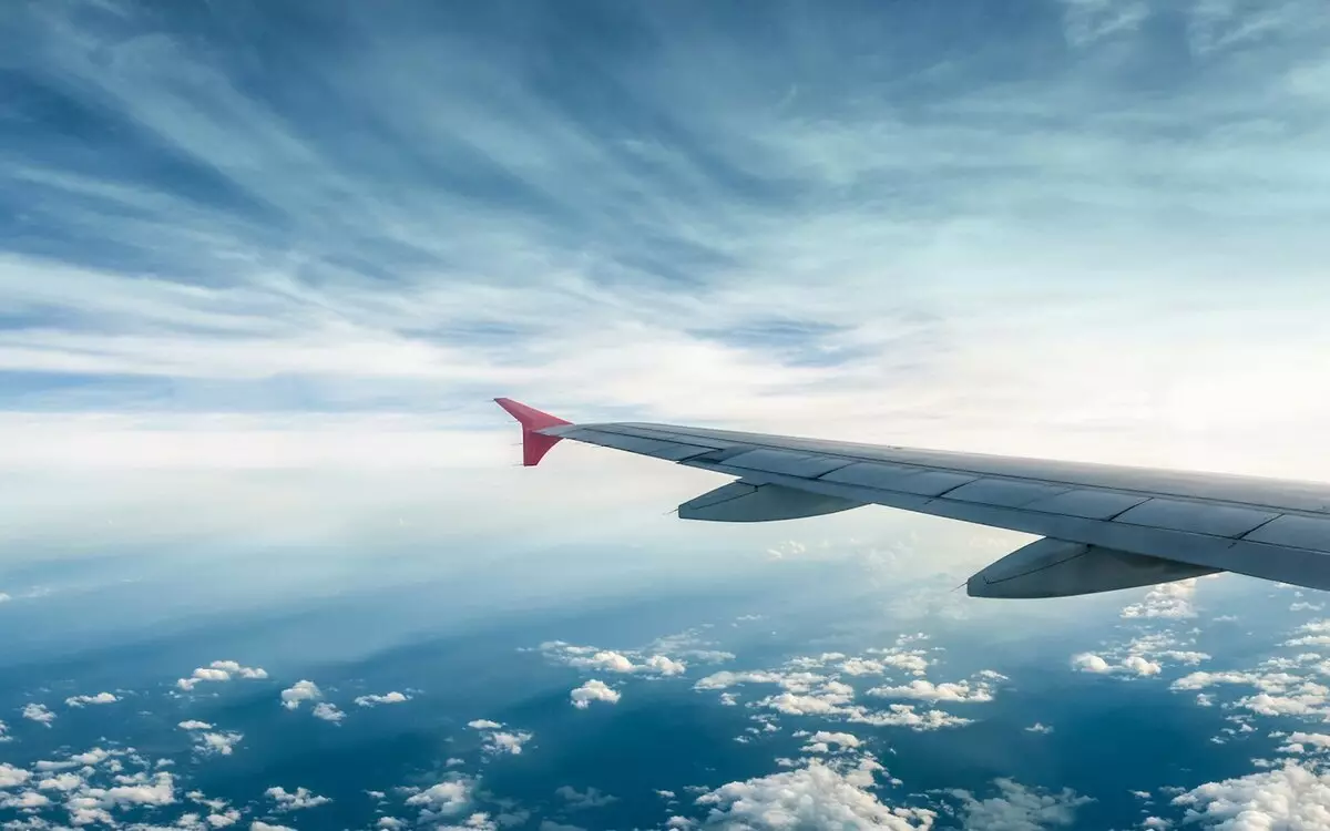 Más de 20 colores que en la aeronave siempre necesitas ir junto a la vista de la ventana desde la aeronave, la belleza, el lugar en la ventana, desde la altura.