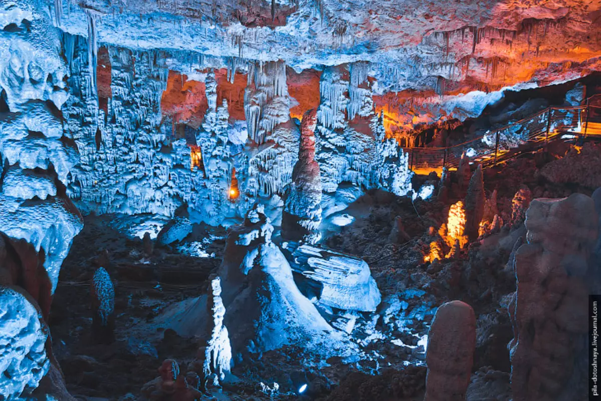 Stapactite Cave Sorta. 9643_1