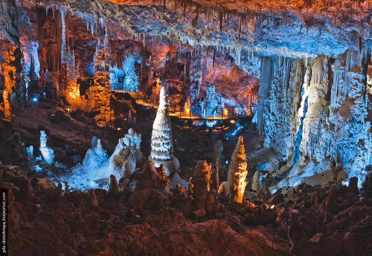 Stalactite grotta sorta 9643_4