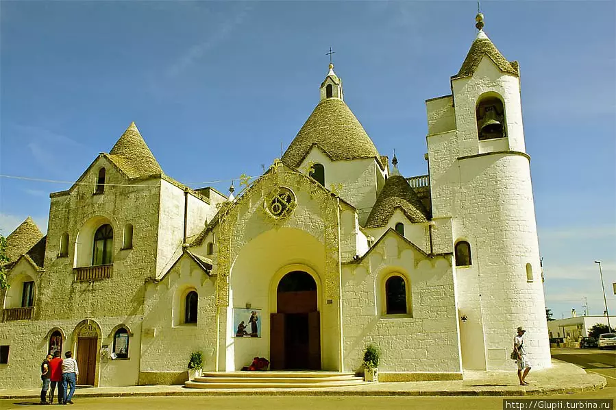 Fabelagtig by Alberobello i det sydlige Italien 9726_18