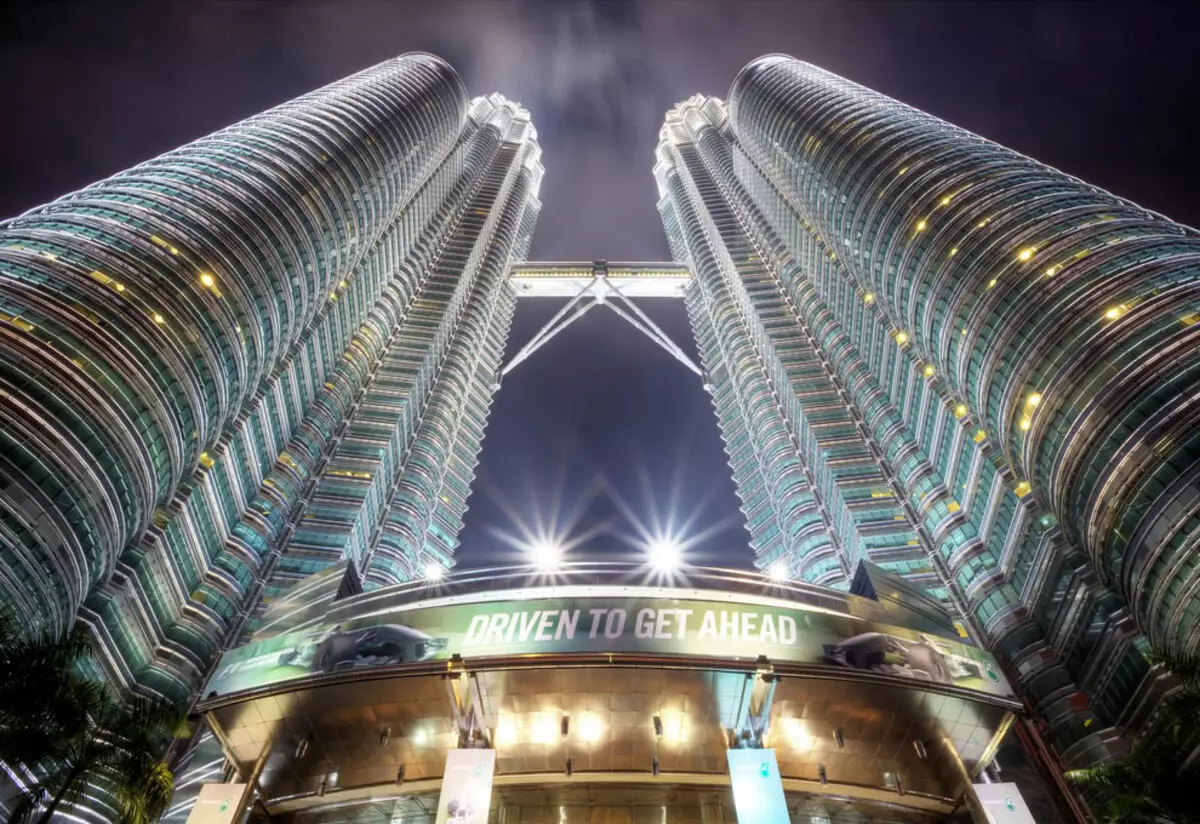 Towers Petronas.