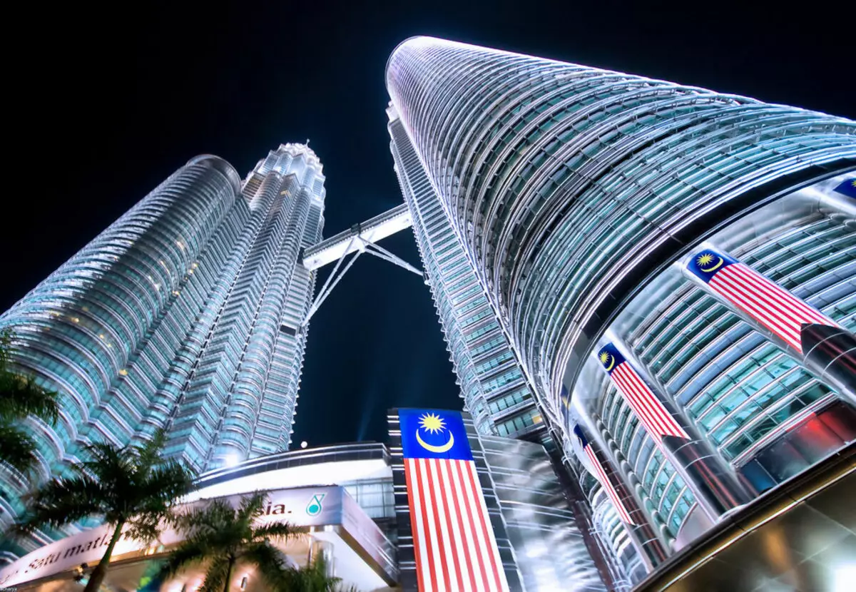 Towers Petronas.