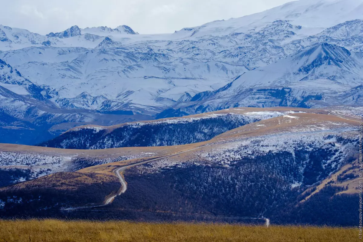 À la recherche d'une meilleure vue d'elbrus 9783_6