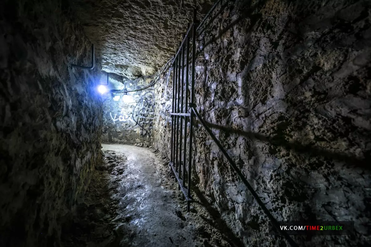 Errer dans la catacombame de Paris 9816_18