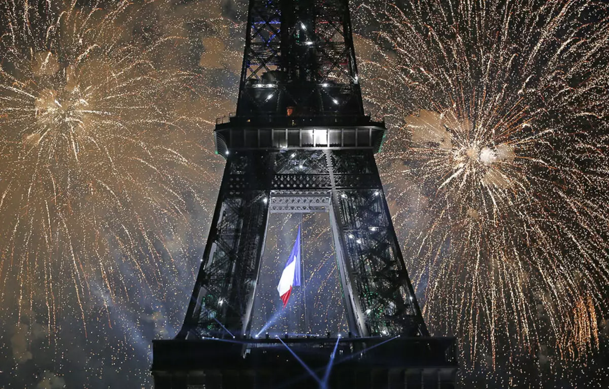 Ito ay Paris mula sa view ng mata ng ibon