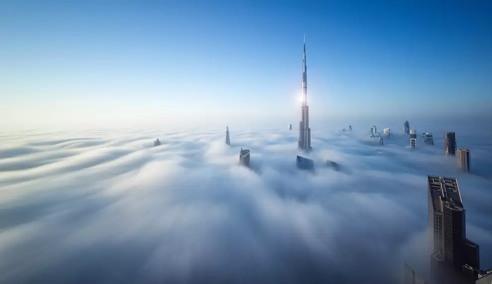 雲の中で泳ぐ世界の最高の高層ビル 9954_8