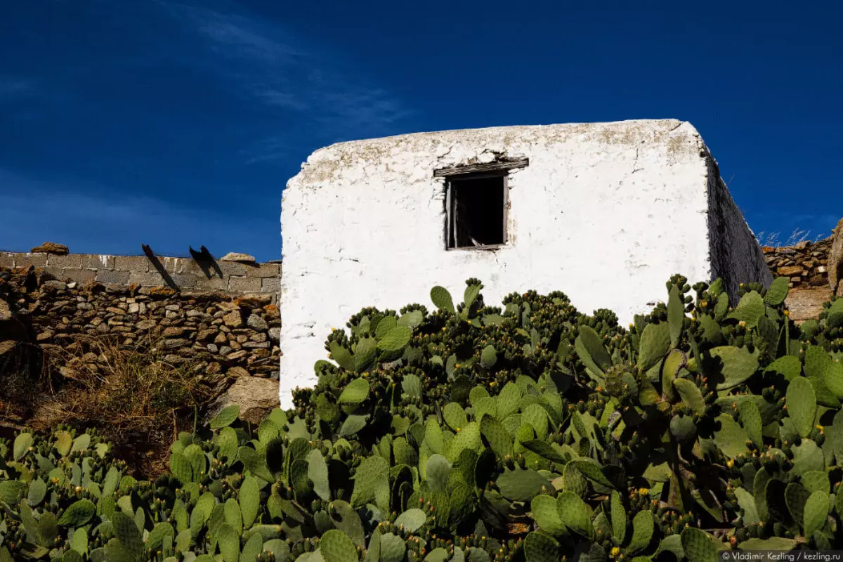 Cártaí poist geal ó Mykonos