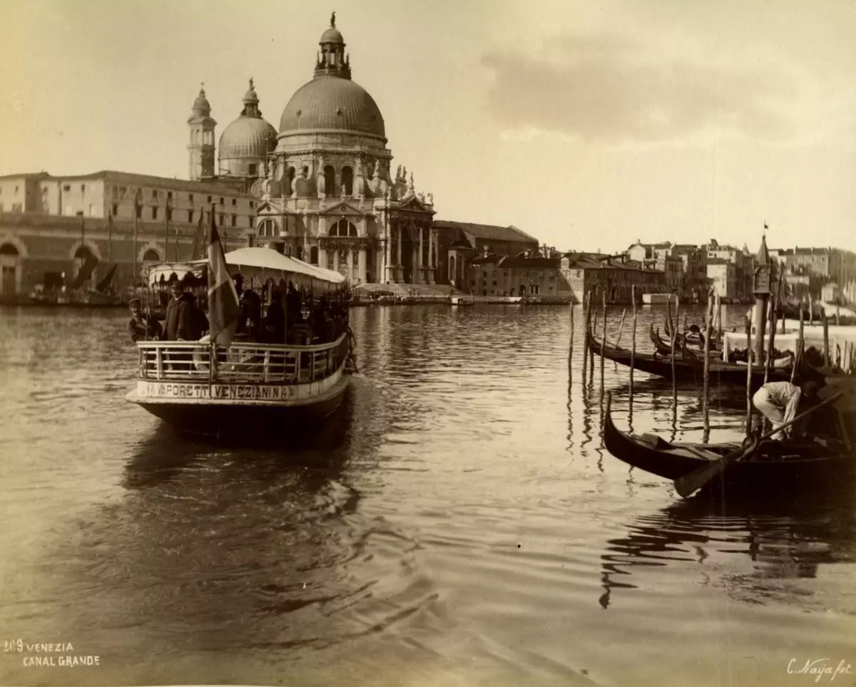 Venice of the XIX Century 9977_11