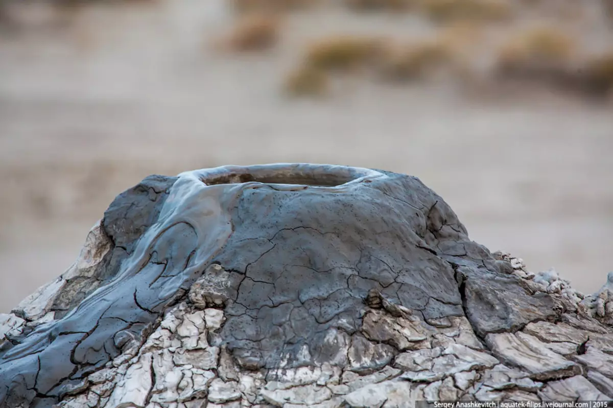 Gobustan mud volcanoes. 9984_11